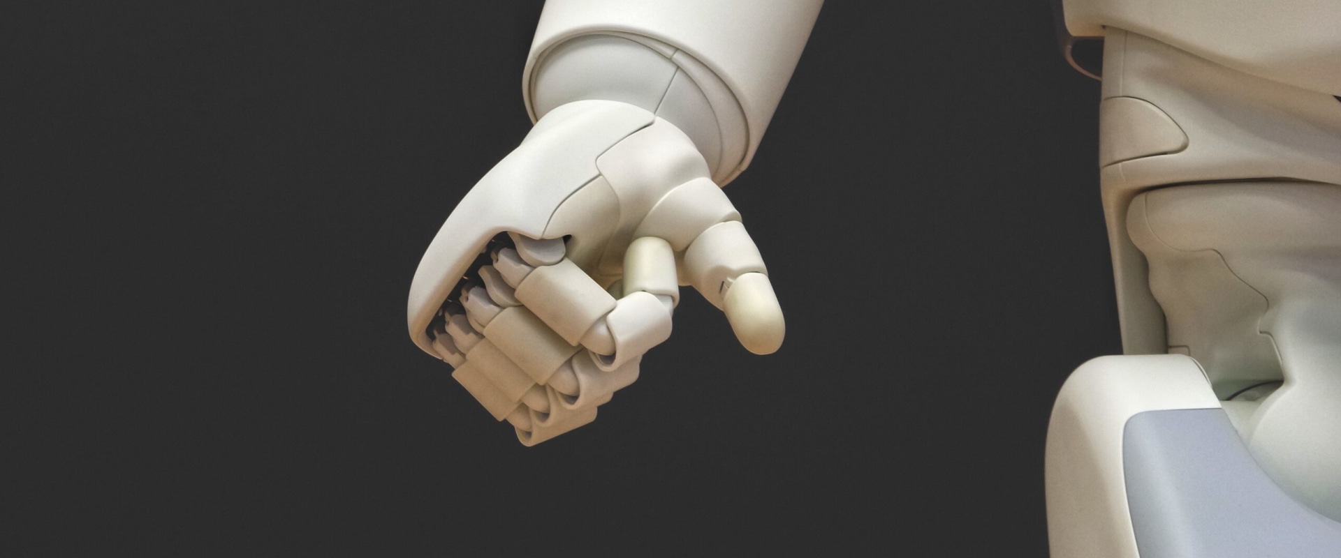 Exploring the Challenges of Using an AI-Powered Chatbot